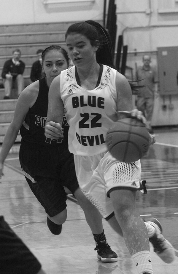 Lady Blue Devils start out strong - Bitterroot Star