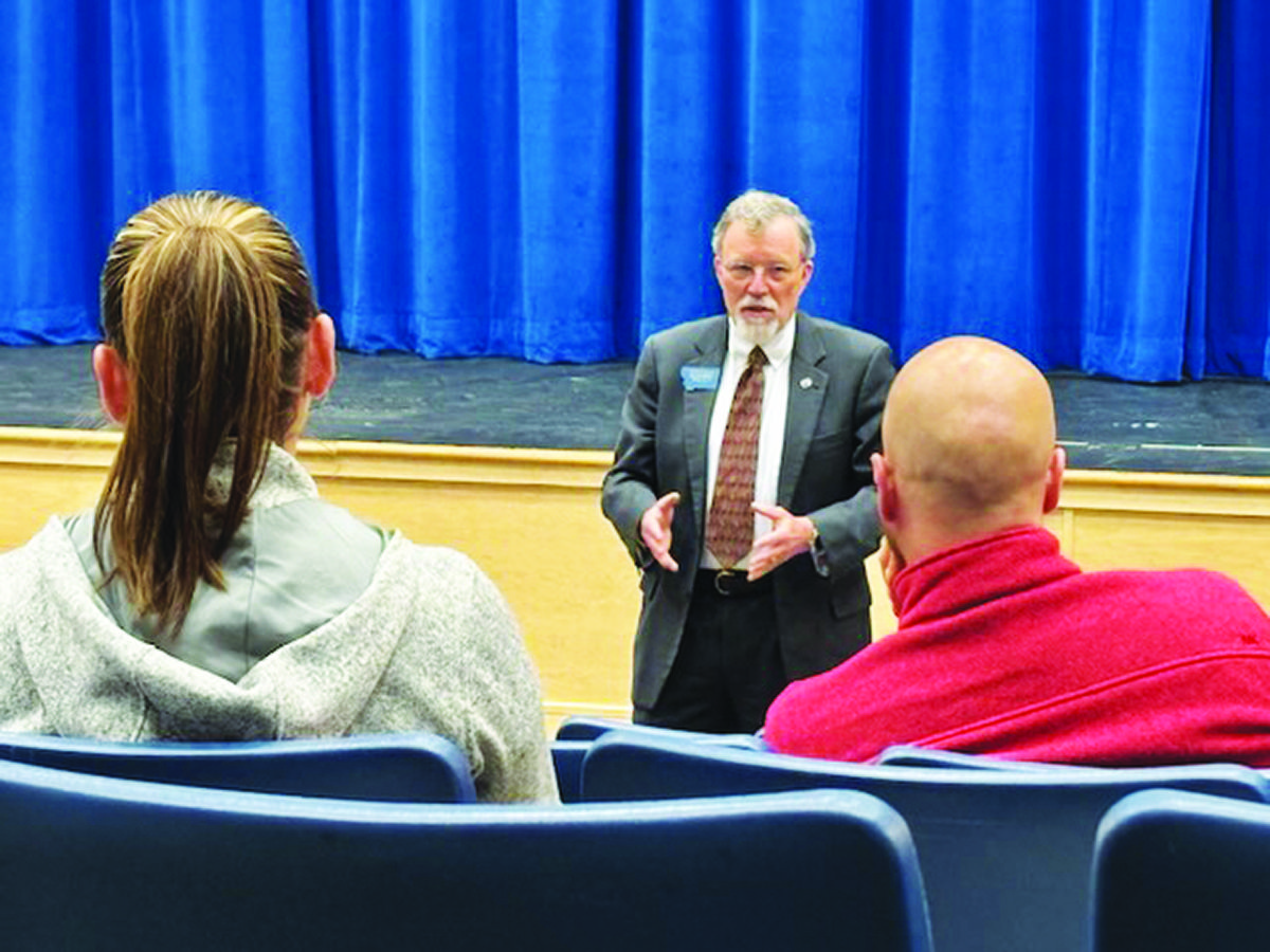 Rep. Bedey talks with local school superintendents, trustees ...