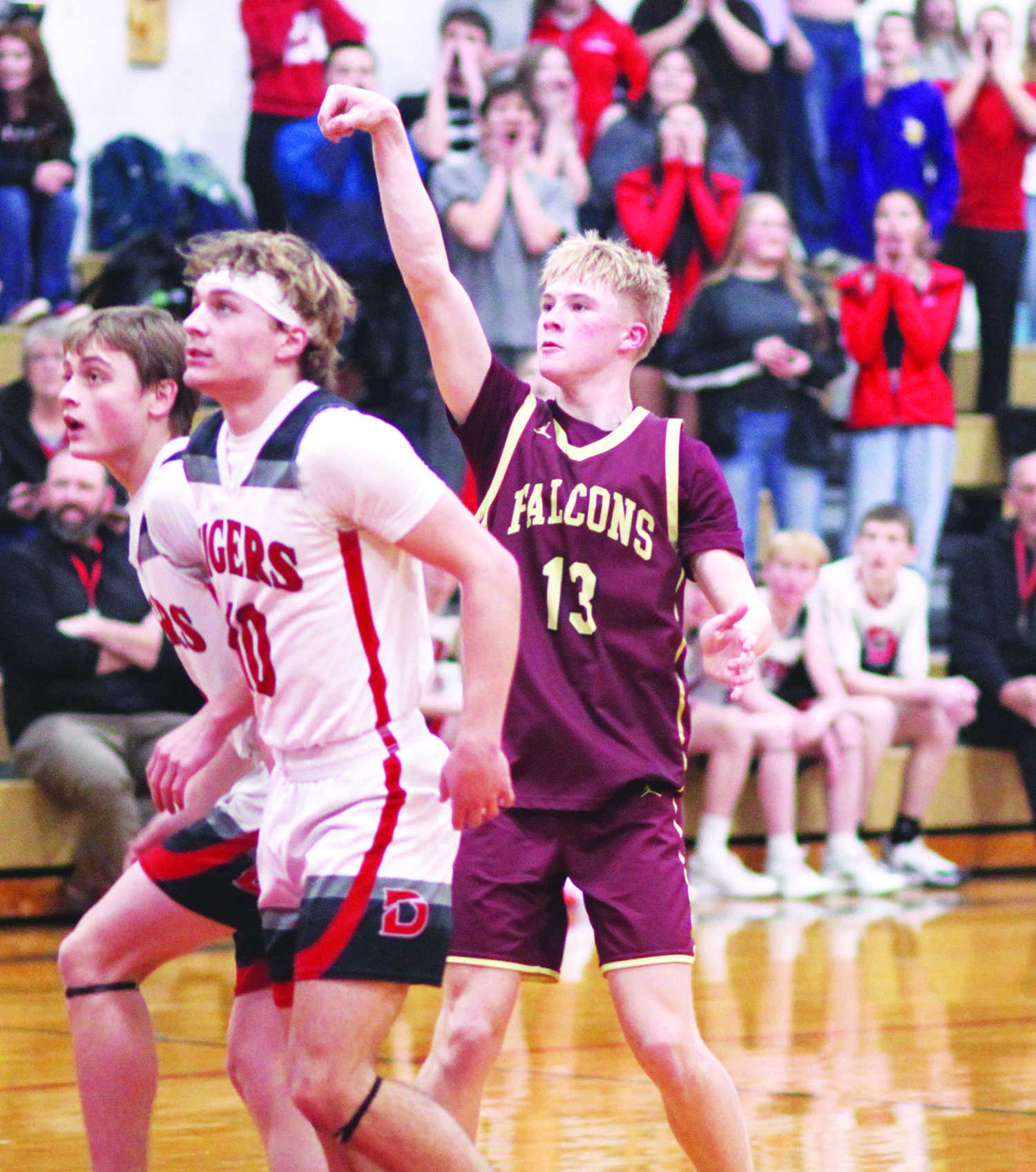 Florence battles rival Loyola - Bitterroot Star